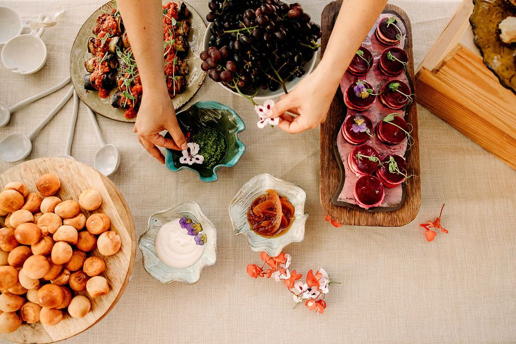 7 Tips for Planning a Sustainable Eco Vegan Event – Julia Dojas